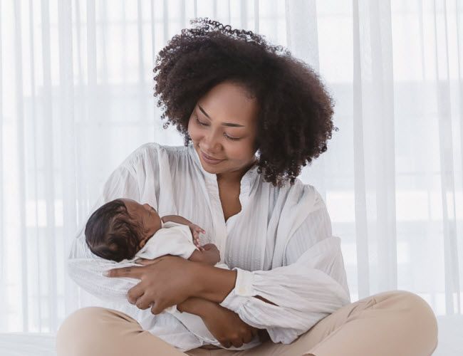 Returning to Work After Maternity Leave: A Guide for New Moms
